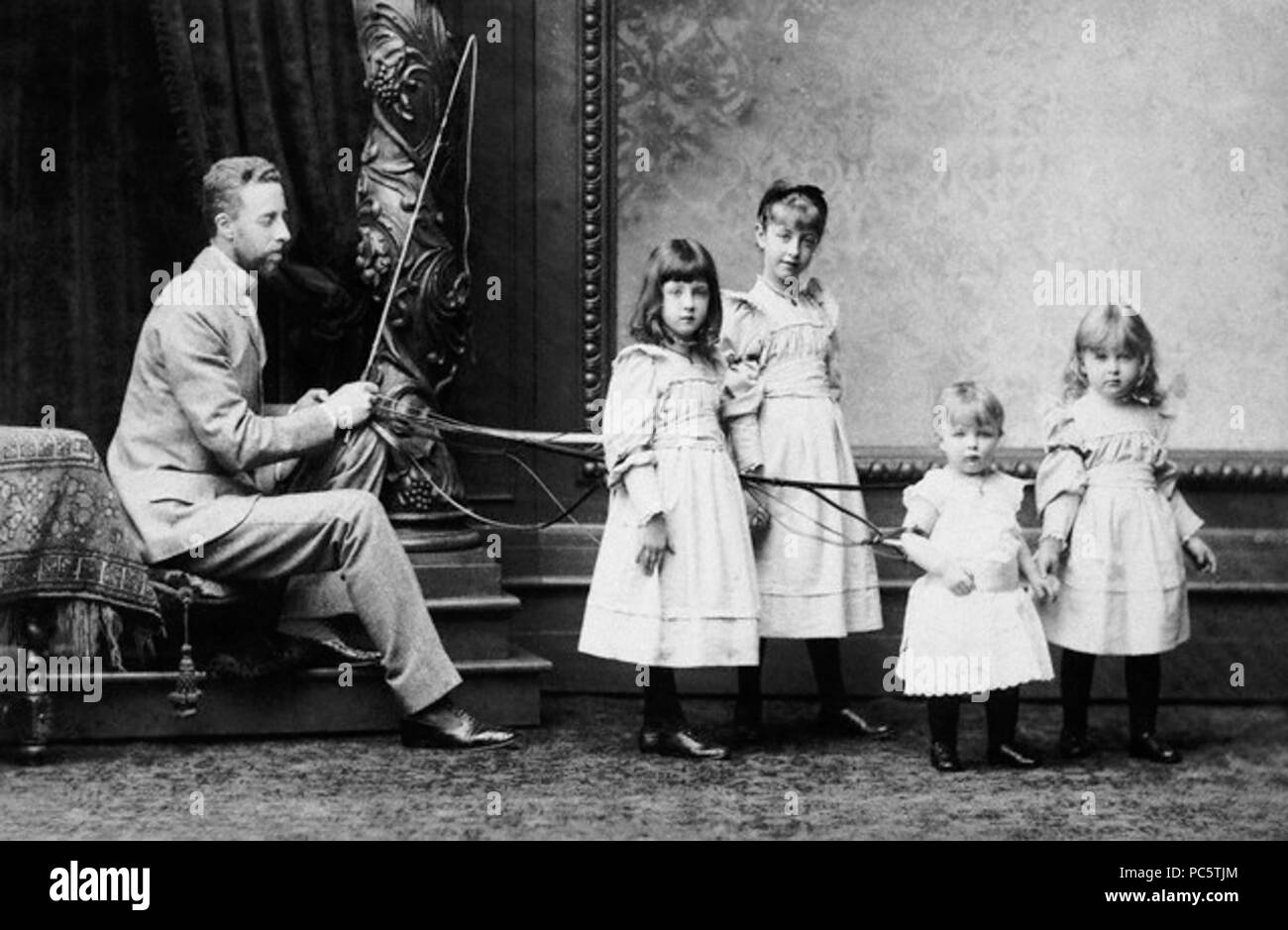 2 19th-century Austrian family portrait Stock Photo - Alamy