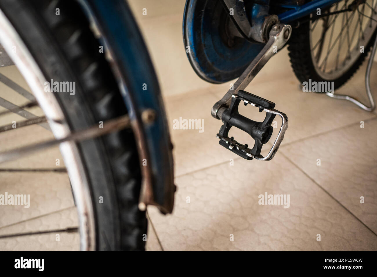 Old Bicycle pedal Stock Photo - Alamy