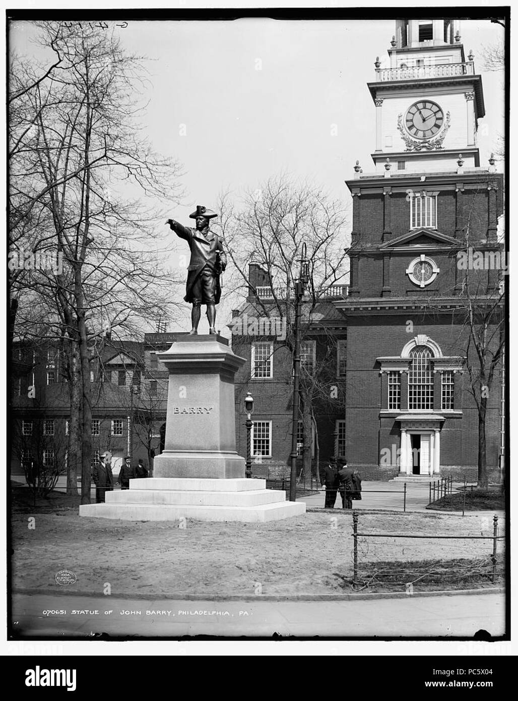 Yard site Black and White Stock Photos & Images - Alamy