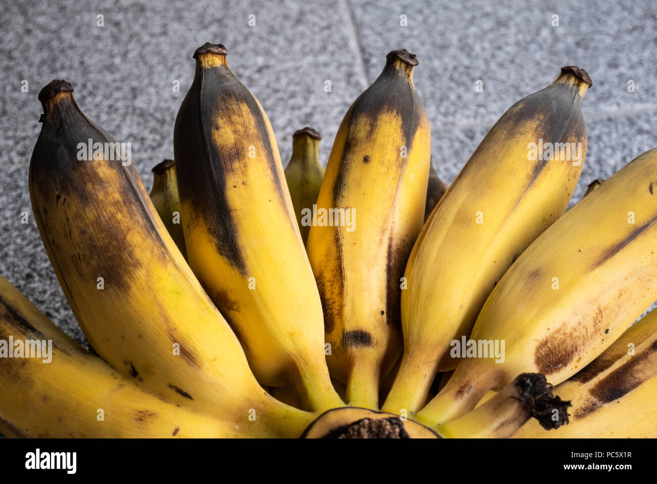 Riped banana hi-res stock photography and images - Alamy