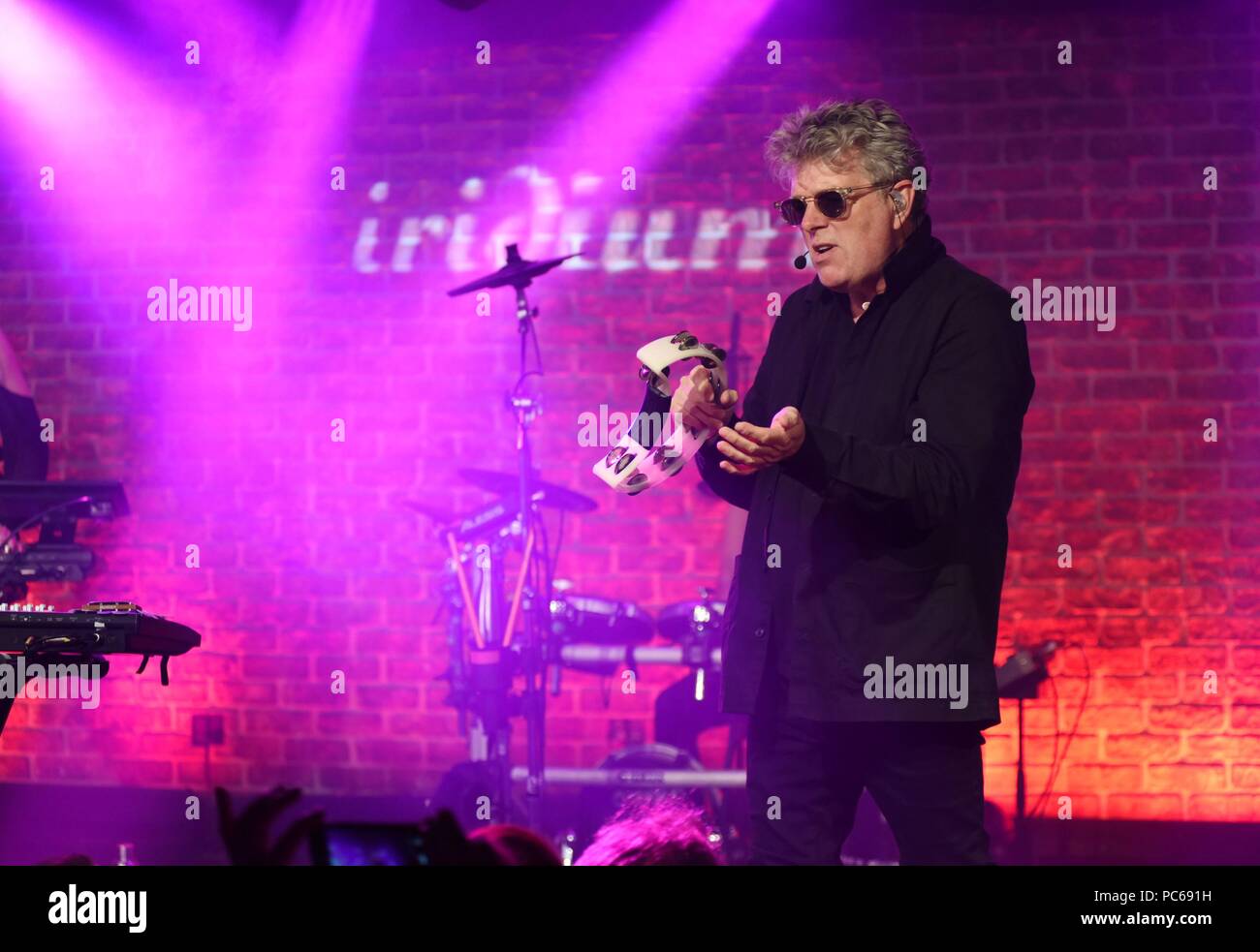 Thompson twins tom bailey hi-res stock photography and images - Alamy
