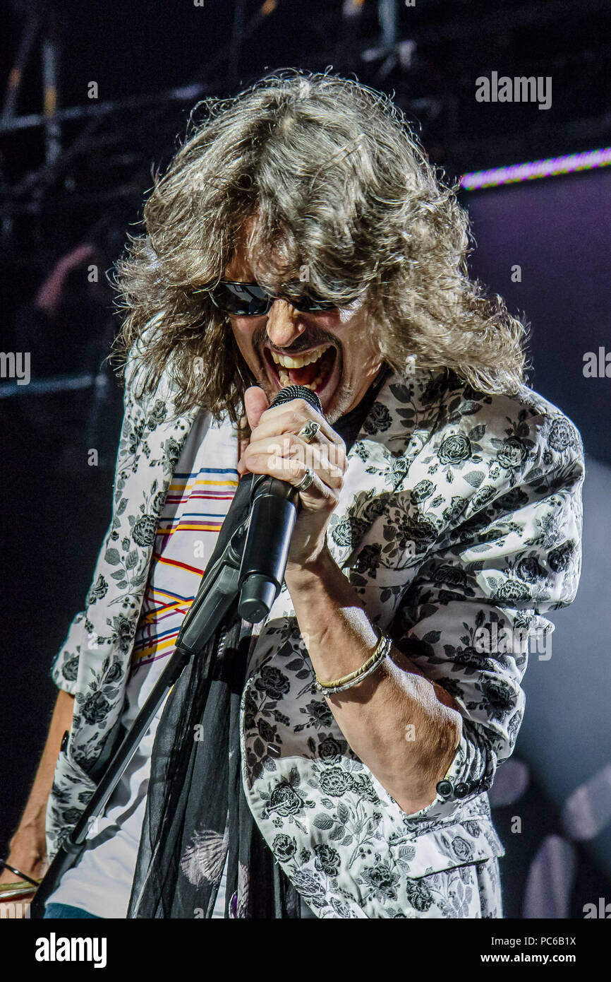 Kelly hansen hi-res stock photography and images - Alamy