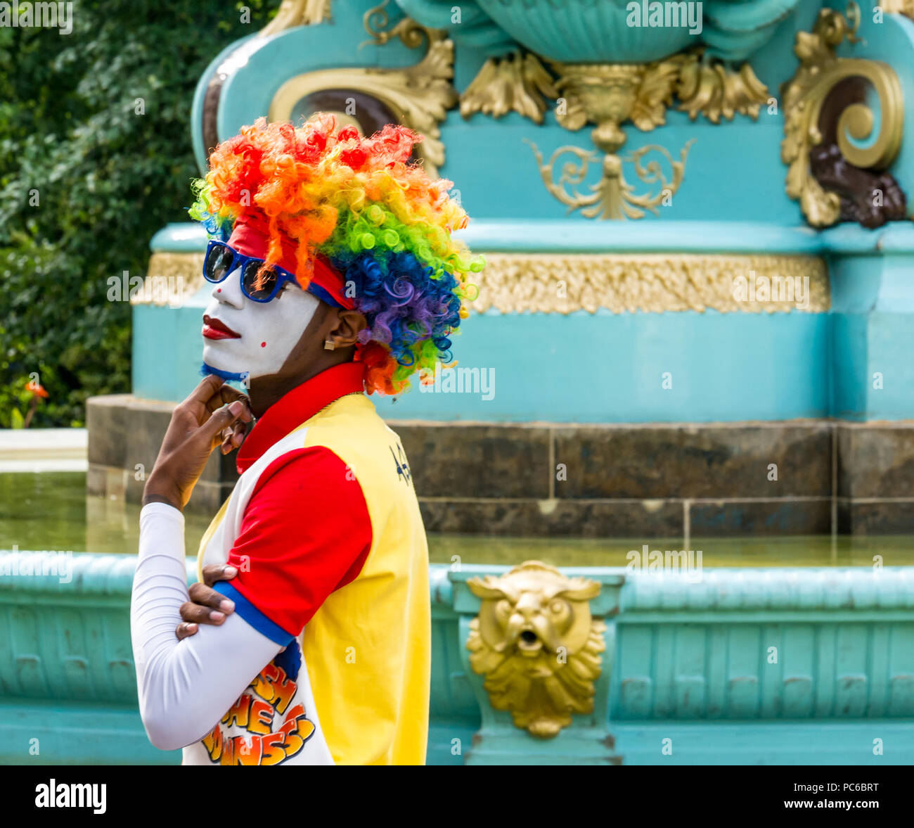 Clown Circus Performing High Resolution Stock Photography and Images ...