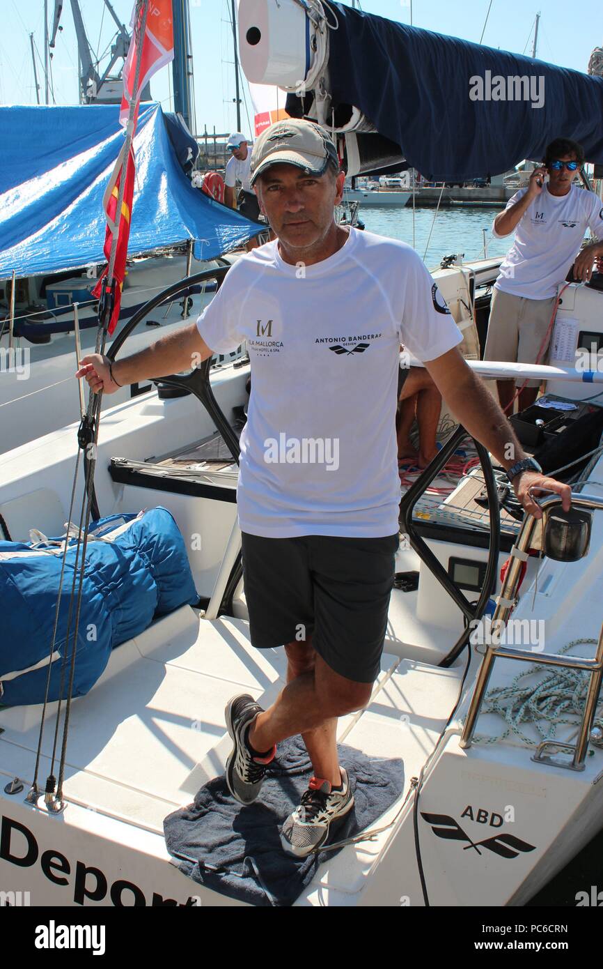 Banderas de vela hi-res stock photography and images - Alamy