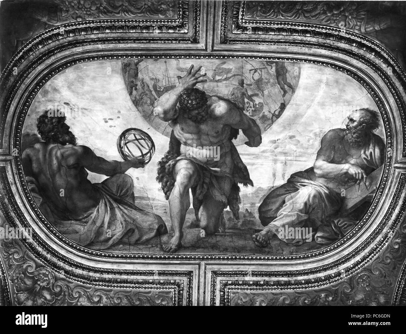 Hercules holding hi-res stock photography and images - Alamy