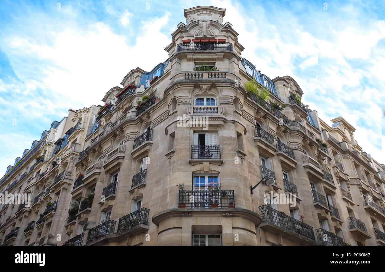 The traditional facade of Parisian building, France Stock Photo - Alamy