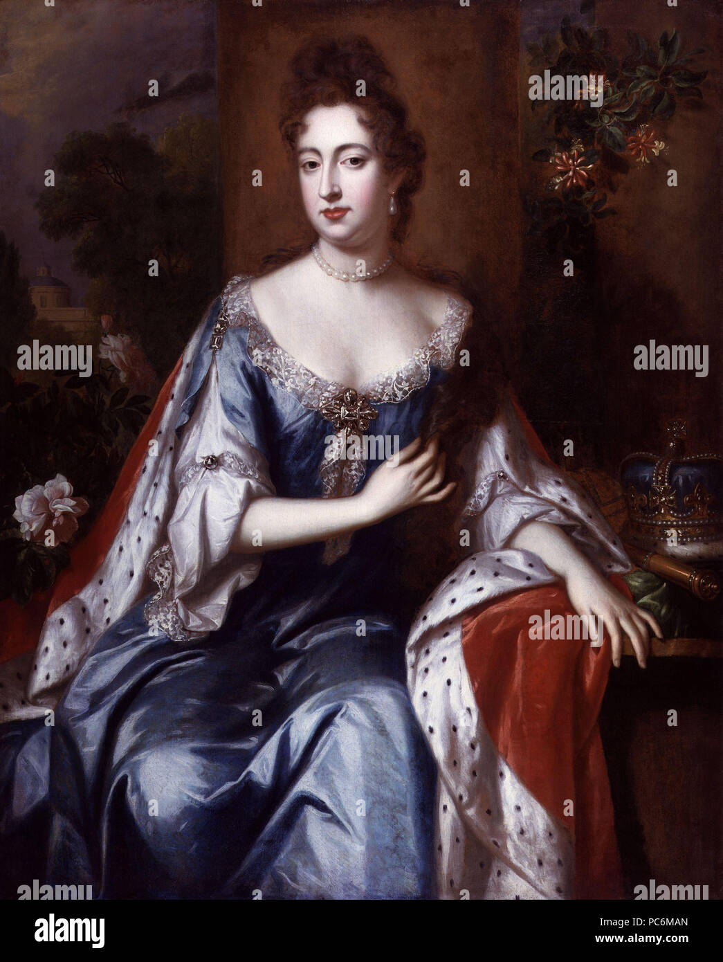 Mary ii hi-res stock photography and images - Alamy