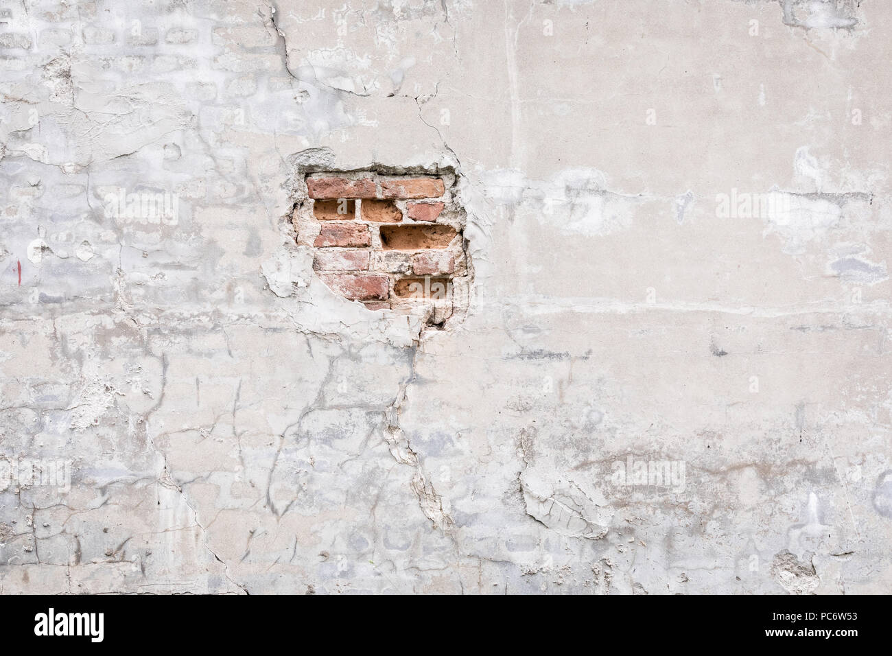 Damaged grey concrete wall exterior background texture Stock Photo - Alamy