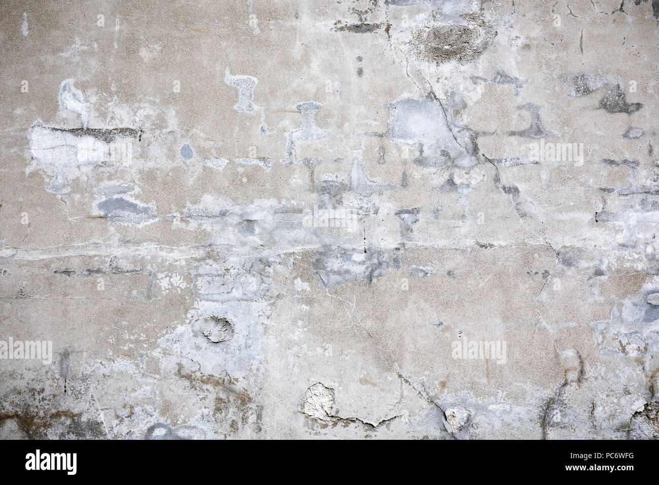 Damaged grey concrete wall exterior background texture Stock Photo - Alamy