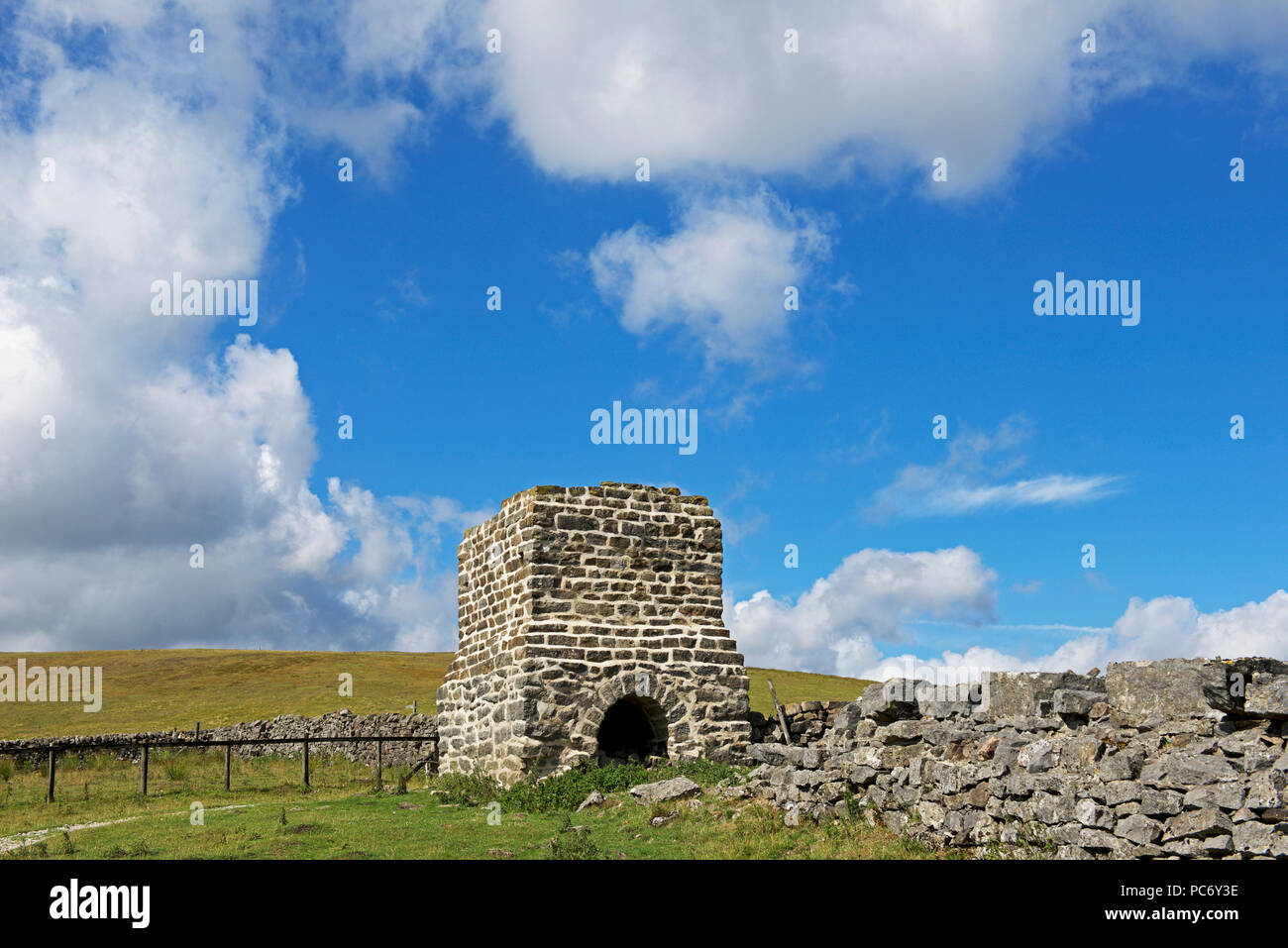 Flue stack at the Toft Gate Lime Kiln, Greenhow Hill, North Yorkshire ...