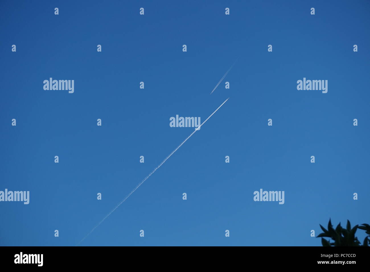 Aircraft Movement High Resolution Stock Photography and Images - Alamy