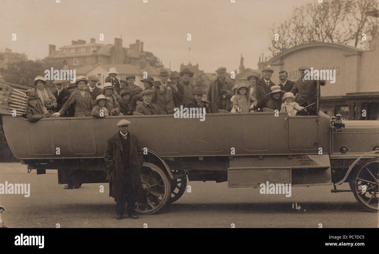 Motor Coach Charabanc Stock Photos & Motor Coach Charabanc Stock Images ...