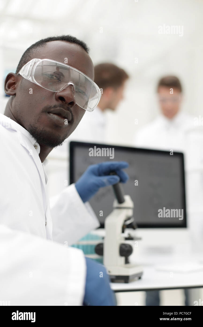 close up.modern scientist in the laboratory Stock Photo - Alamy