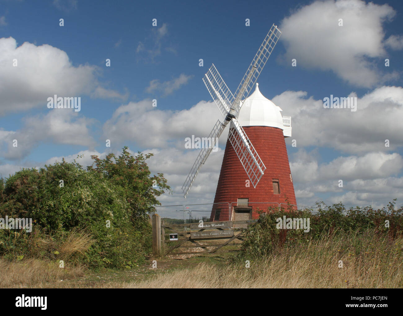 Moulin à halnaker hi-res stock photography and images - Alamy
