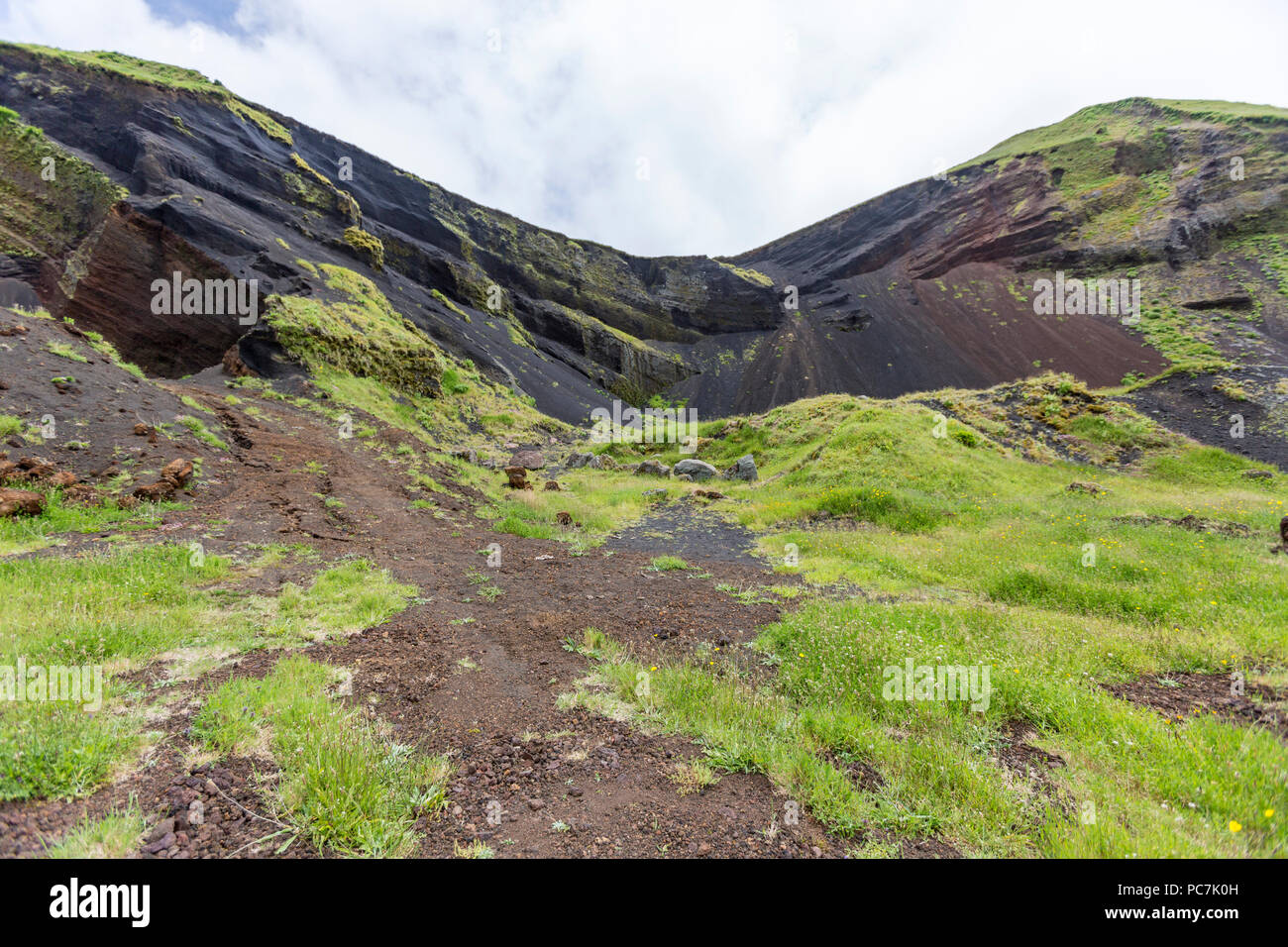 Collapsed volcano hi-res stock photography and images - Alamy