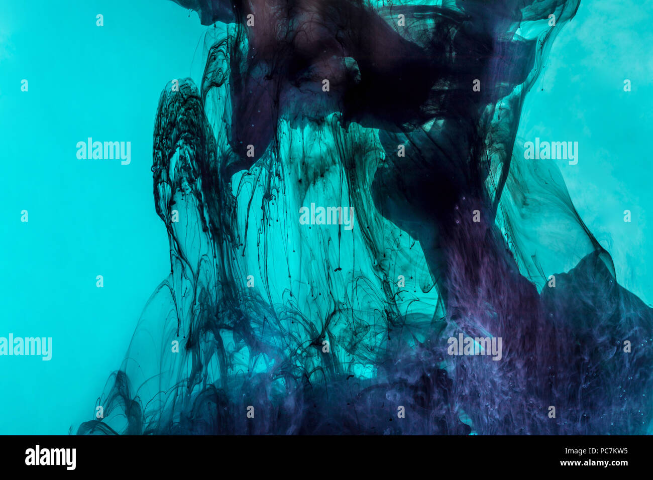 Dark blue ink mixing in hi-res stock photography and images - Alamy