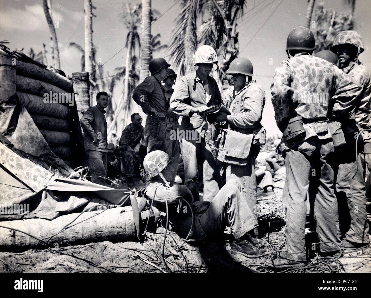 Tarawa island ww ii hi-res stock photography and images - Alamy