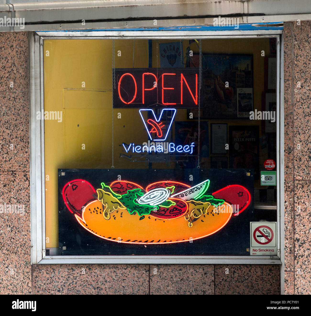 Vienna Beef Neon Sign, Downtown San Antonio, TX Stock Photo - Alamy