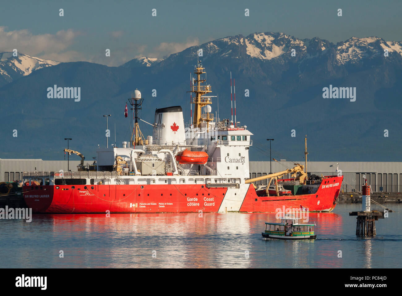 Ogden point hi-res stock photography and images - Alamy