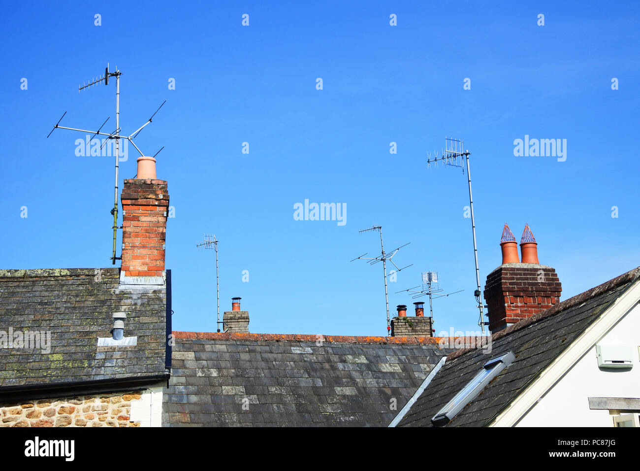 British rooftops hi-res stock photography and images - Alamy