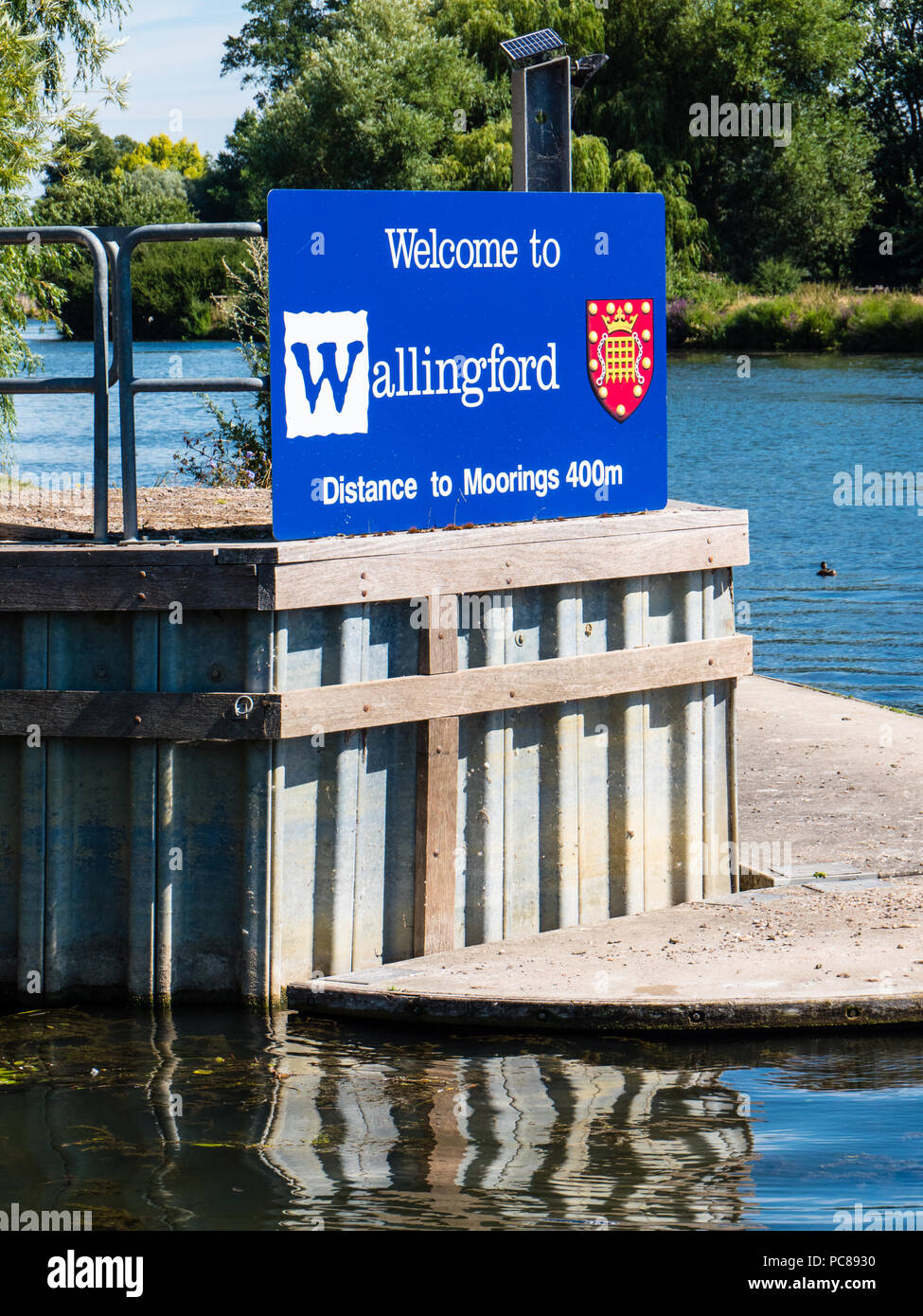 Welcome to wallingford sign hi-res stock photography and images - Alamy