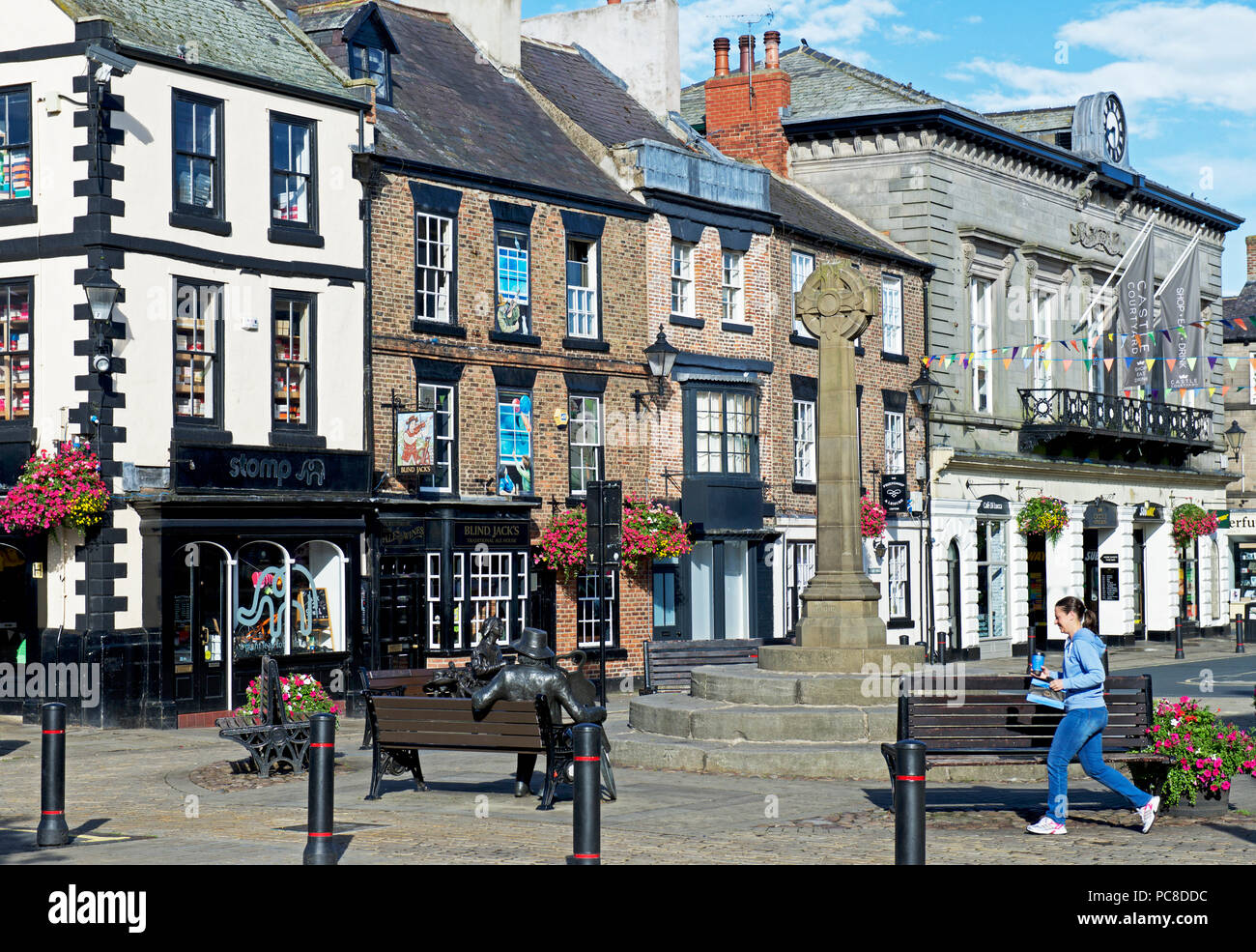 Knaresborough market square hi-res stock photography and images - Alamy