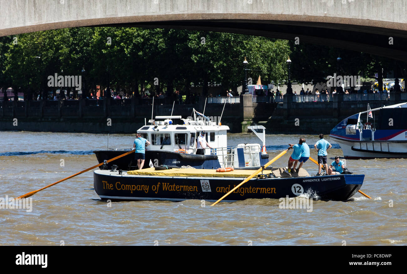 Watermen and thames hi-res stock photography and images - Alamy