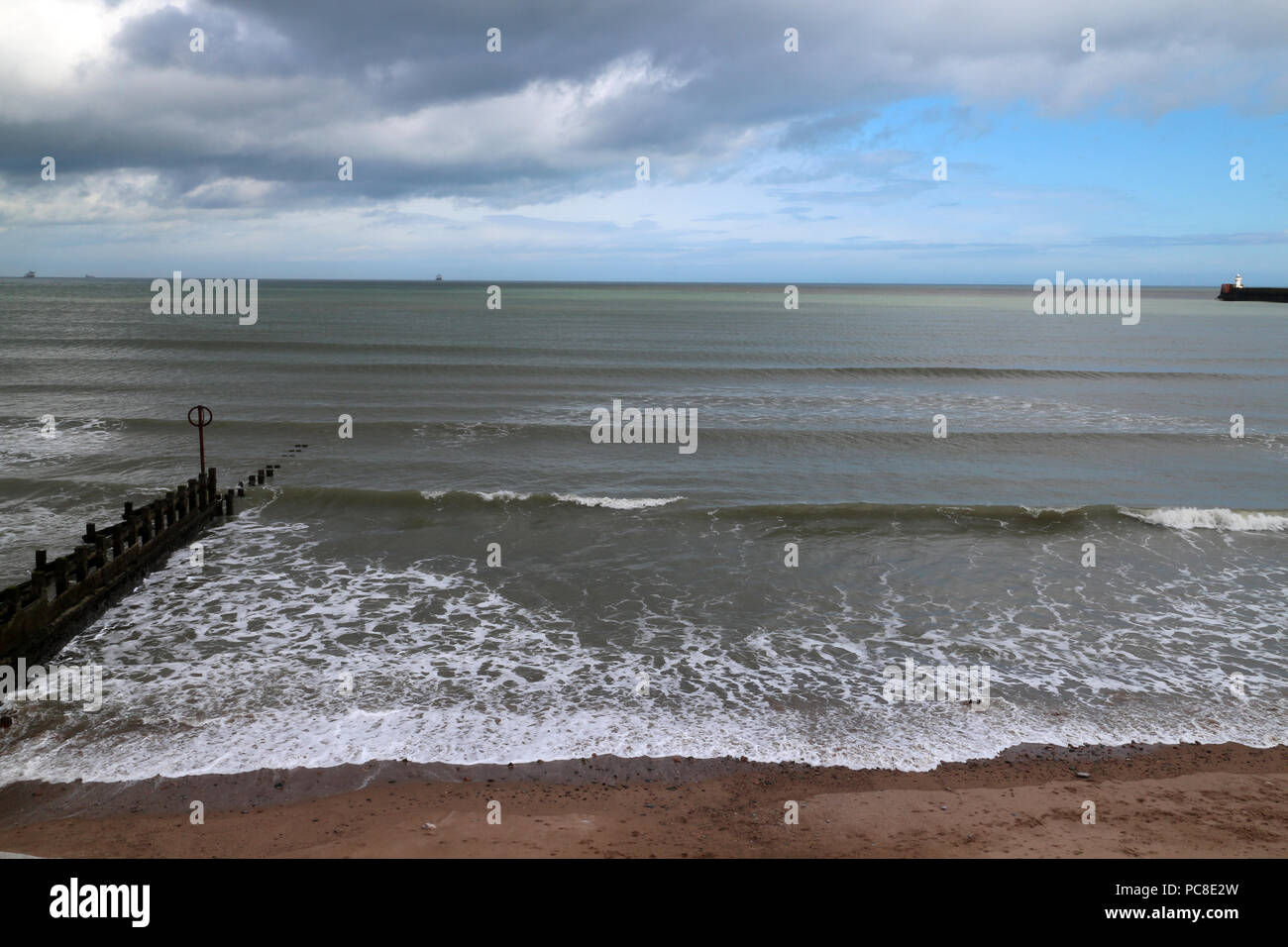 Beach Esplanade - North sea - Aberdeen - Scotland - UK Stock Photo - Alamy