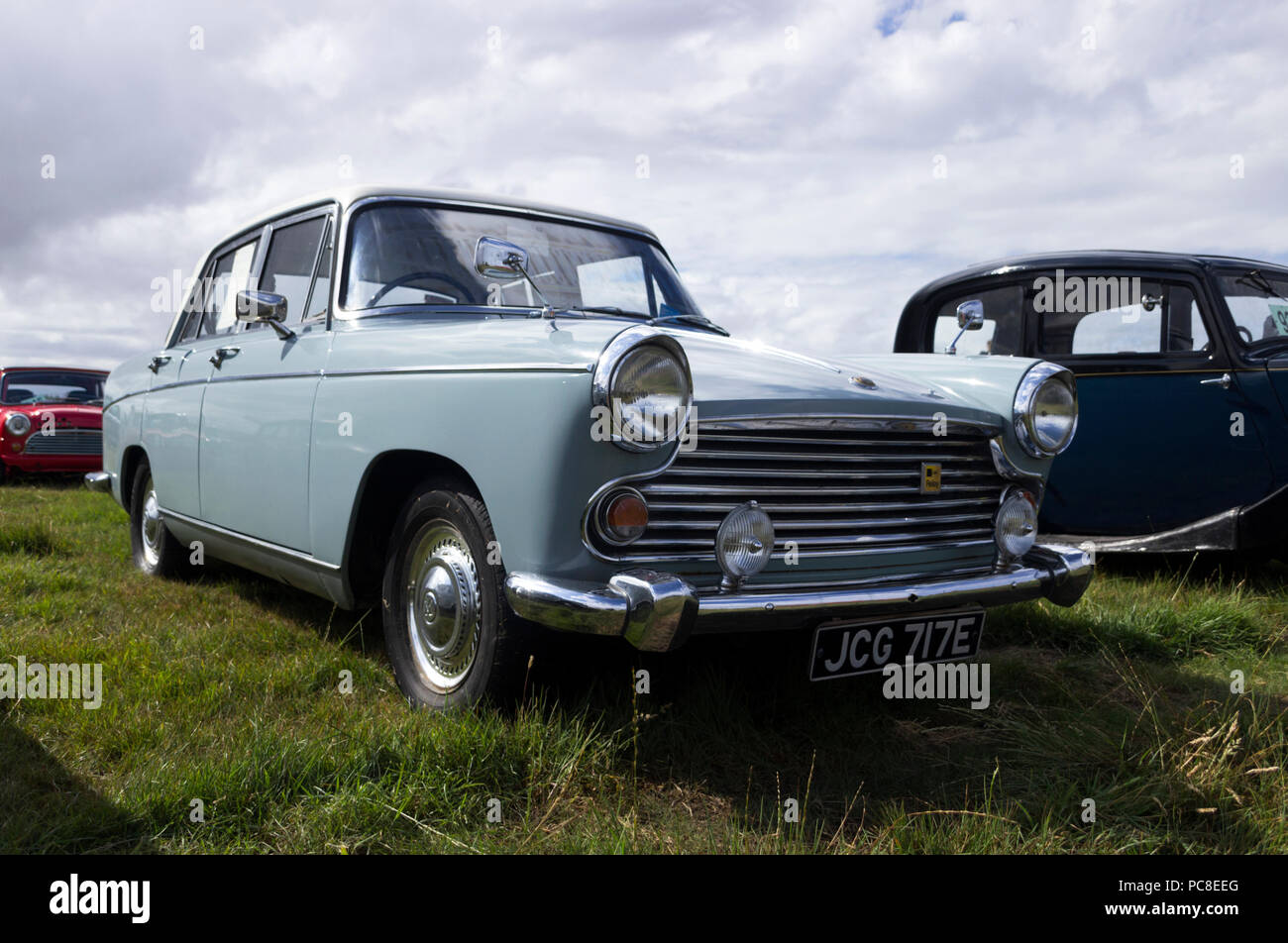 Morris Oxford Car High Resolution Stock Photography and Images - Alamy