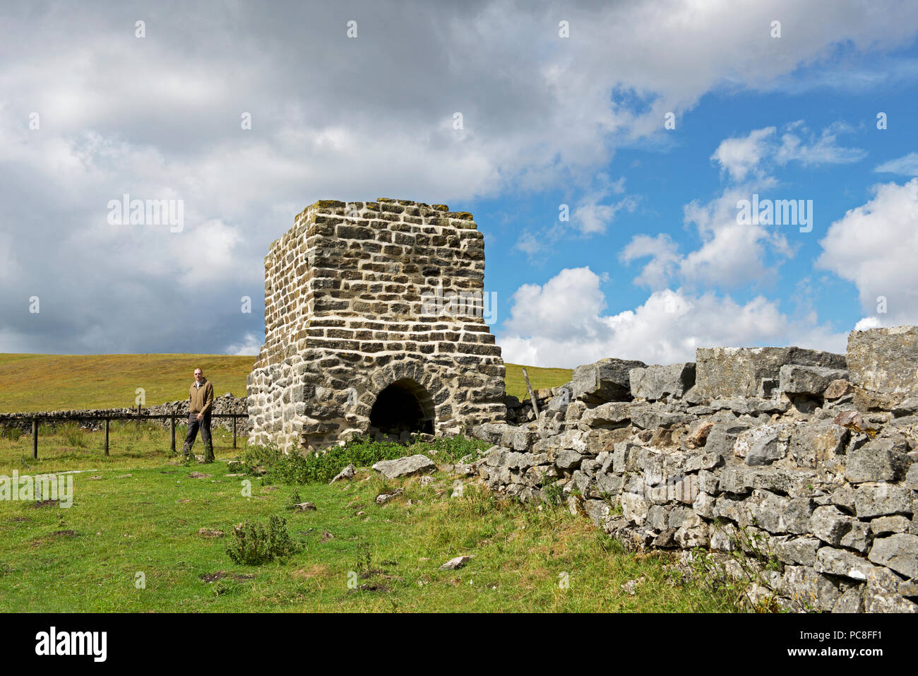 Flue stack at the Toft Gate Lime Kiln, Greenhow Hill, North Yorkshire ...