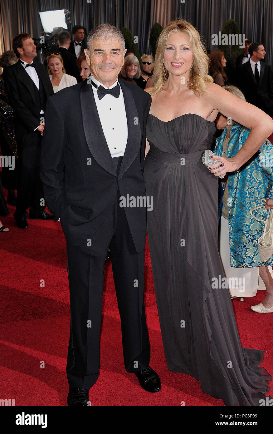 Robert foster and wife red carpet event hi-res stock photography and ...
