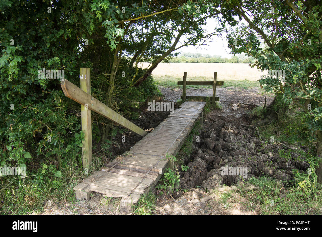 Village life Olney Bedfordshire bridge old style type wood wooden ...