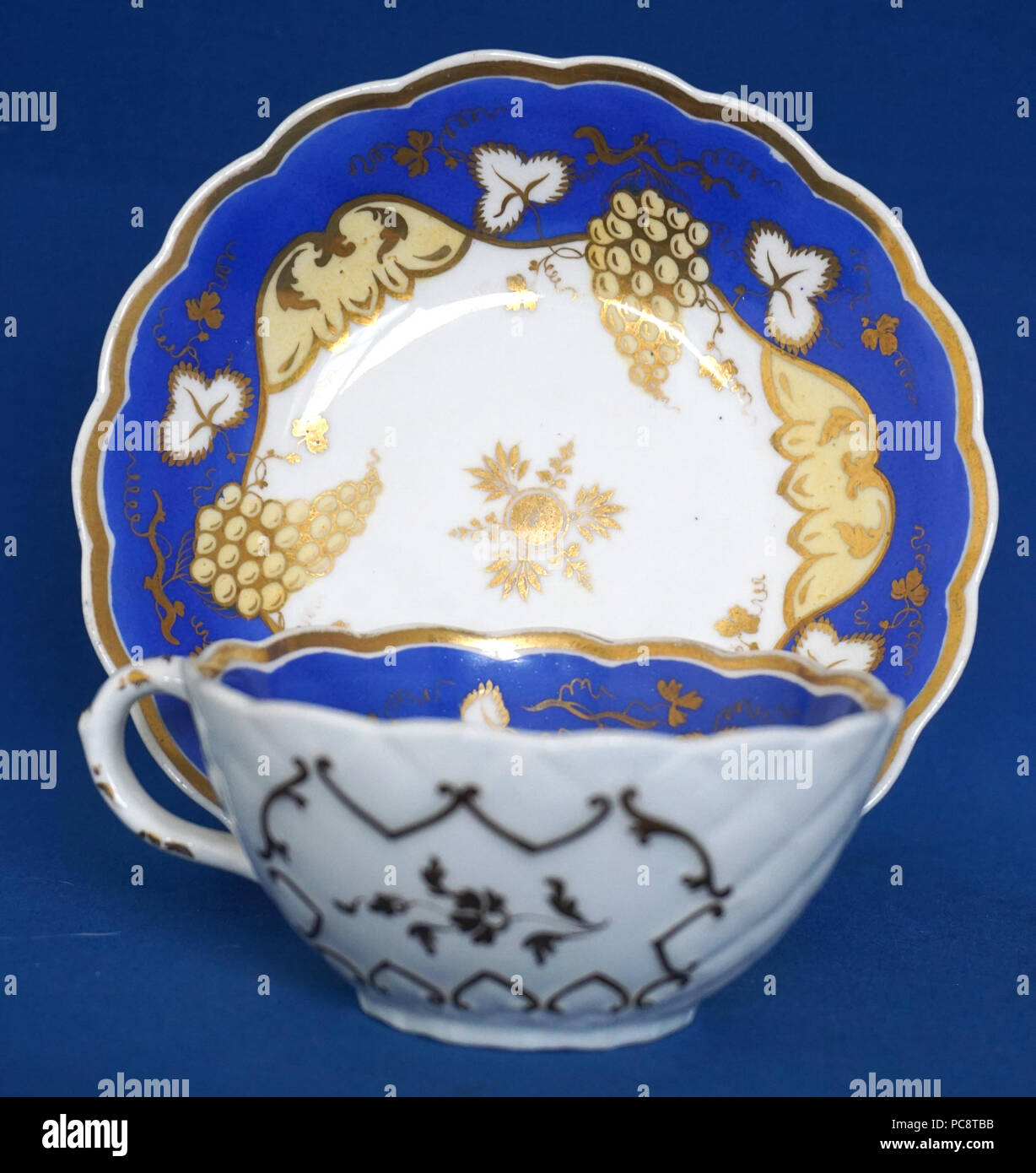Saucer painted hi-res stock photography and images - Alamy