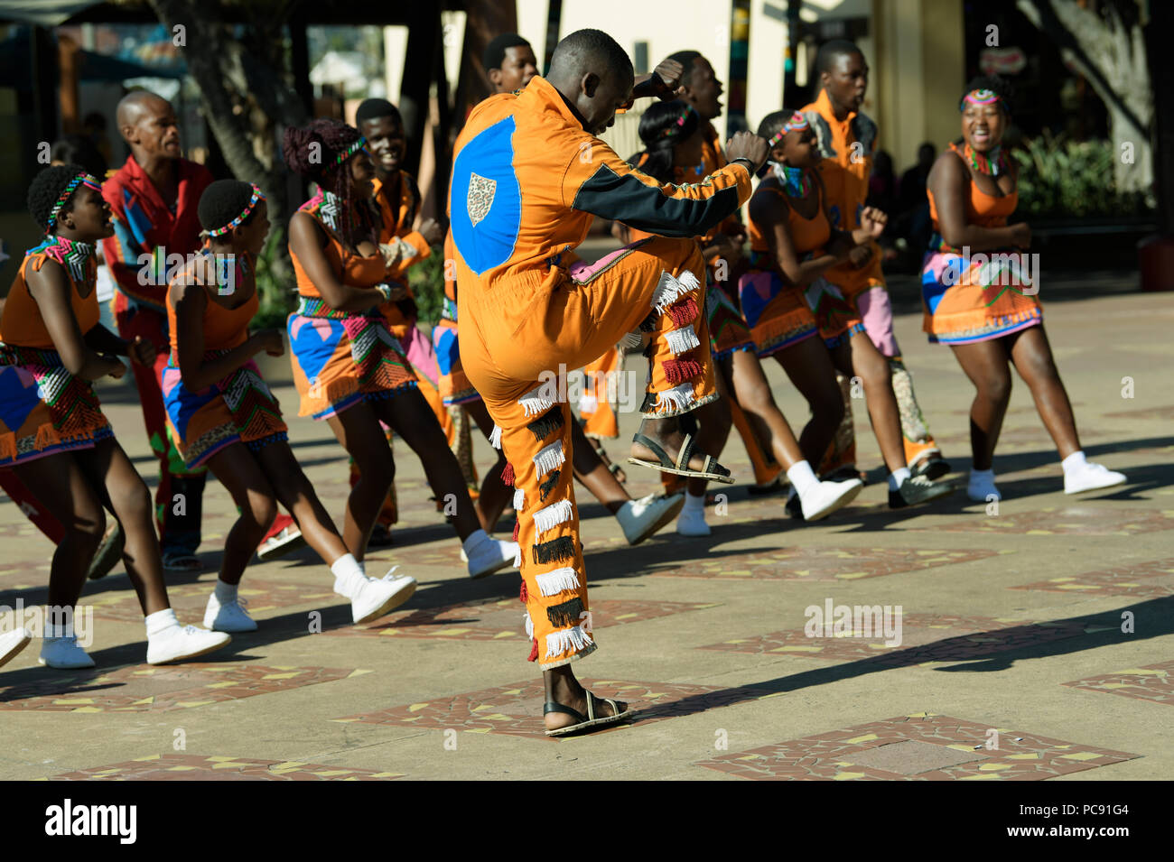Zulu women dancing hi-res stock photography and images - Alamy