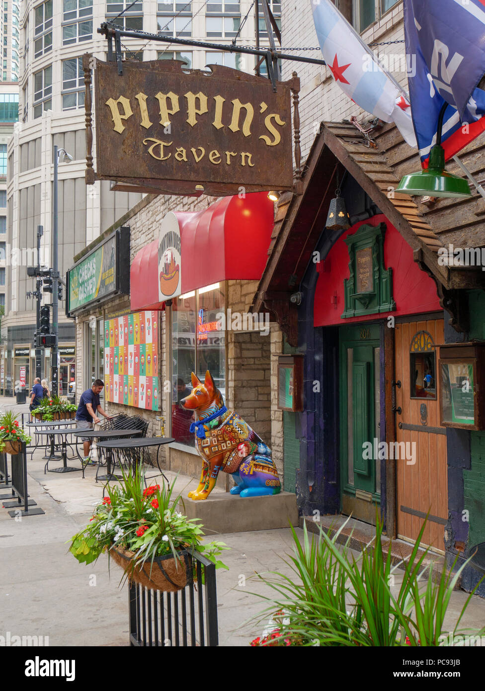 Chicago nightlife hi-res stock photography and images - Alamy