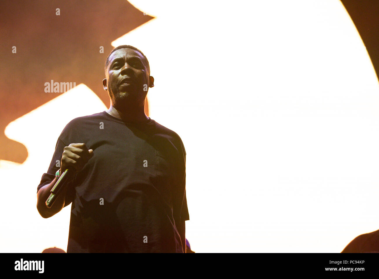 Wu tang clan rap group hi-res stock photography and images - Alamy