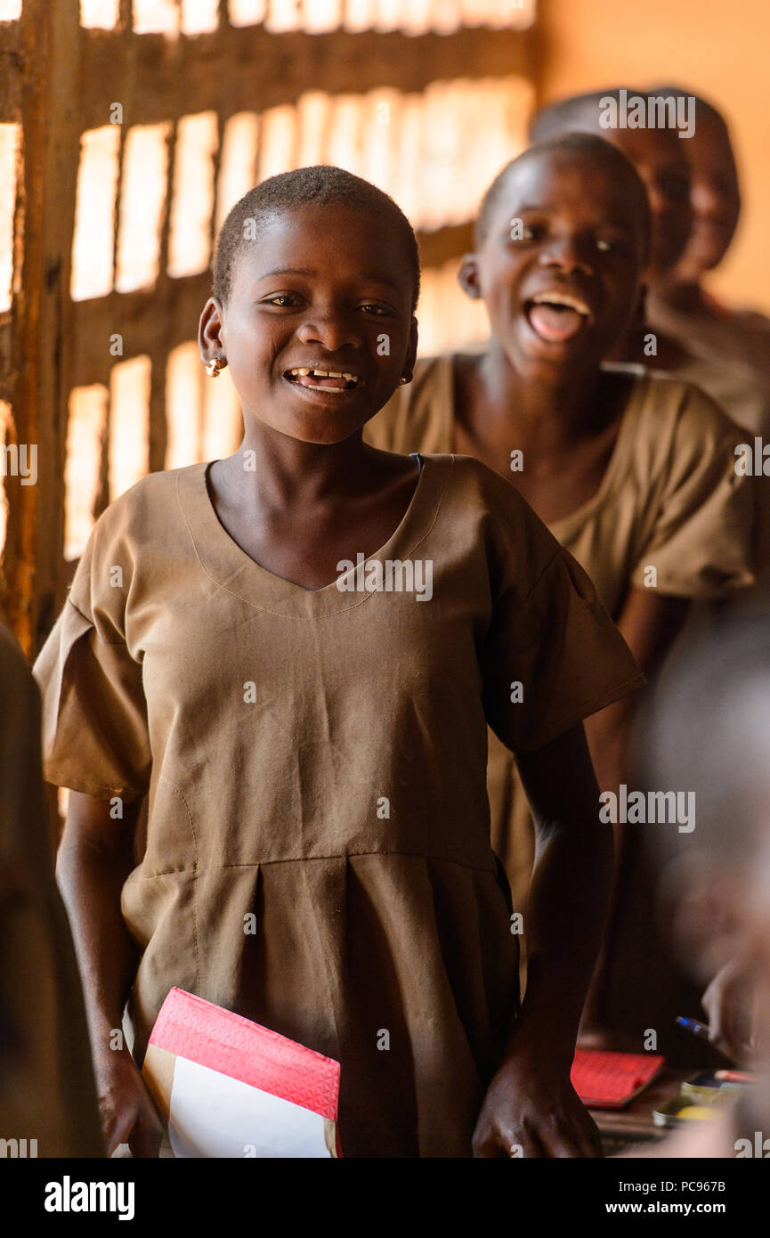 Teacher greets student classroom hi-res stock photography and images ... Teacher greets student classroom hi-res stock photography and images ...
