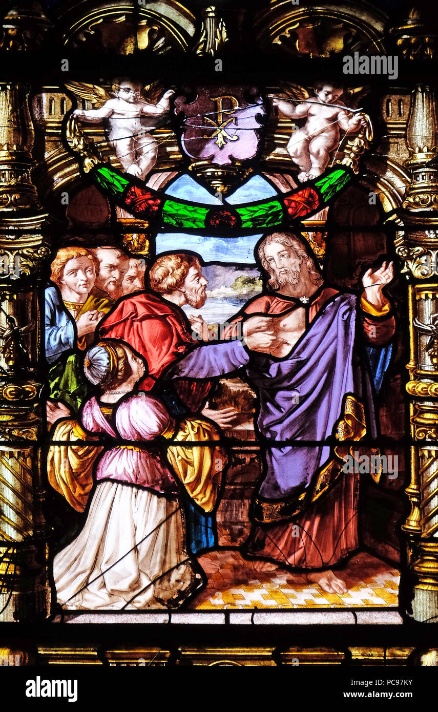 Window of appearance hi-res stock photography and images - Alamy