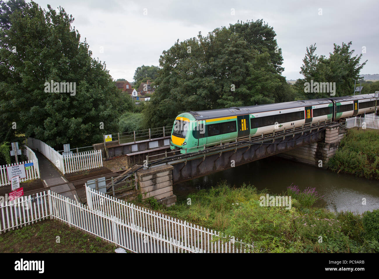 Unmanned level crossing hi-res stock photography and images - Alamy