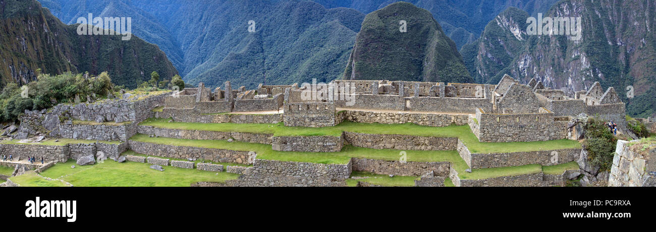 Ancient Inca Ruins at Machu Picchu Stock Photo - Alamy