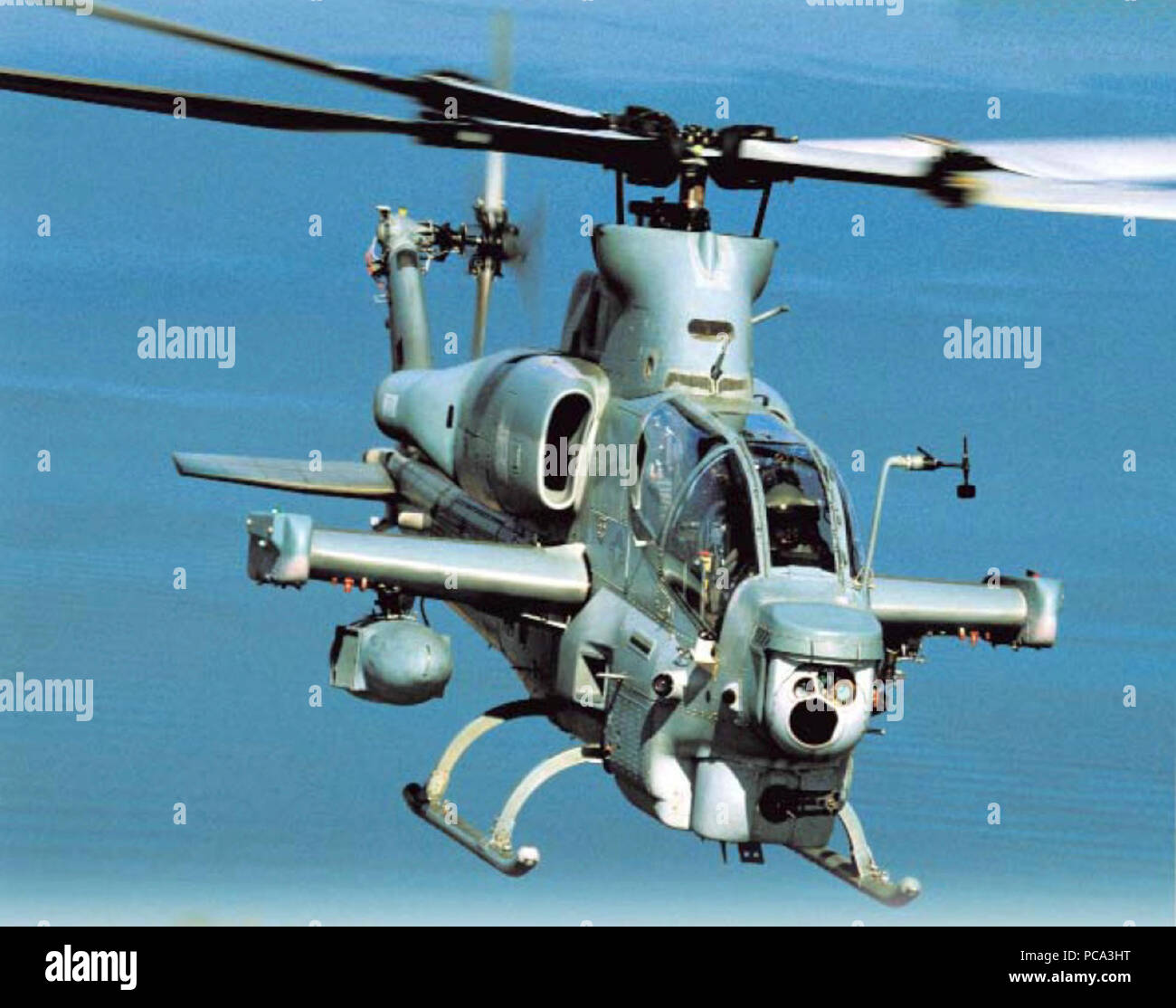AH-1Z Viper HX-21 in flight 2005 Stock Photo - Alamy