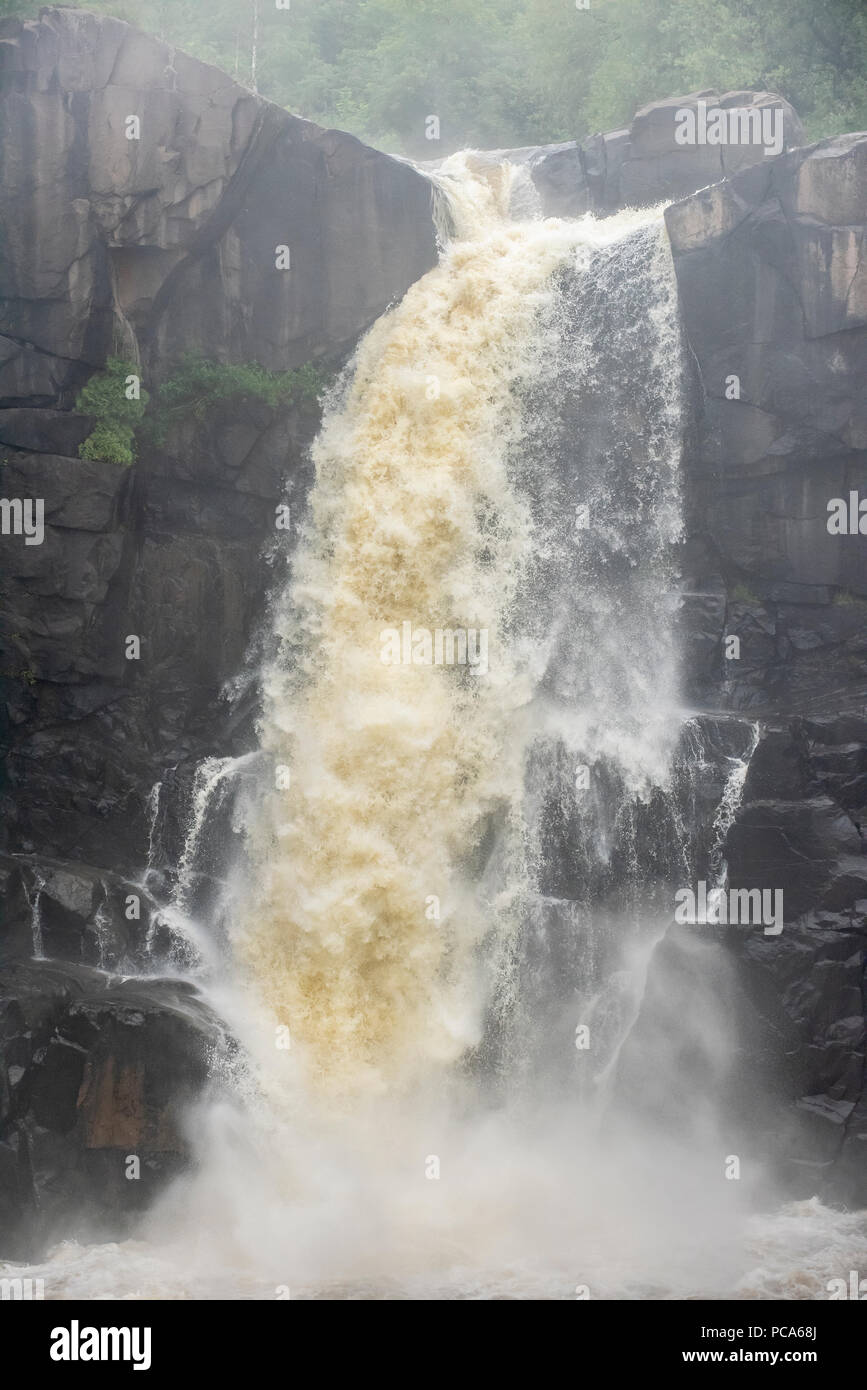 Pigeon river hi-res stock photography and images - Alamy