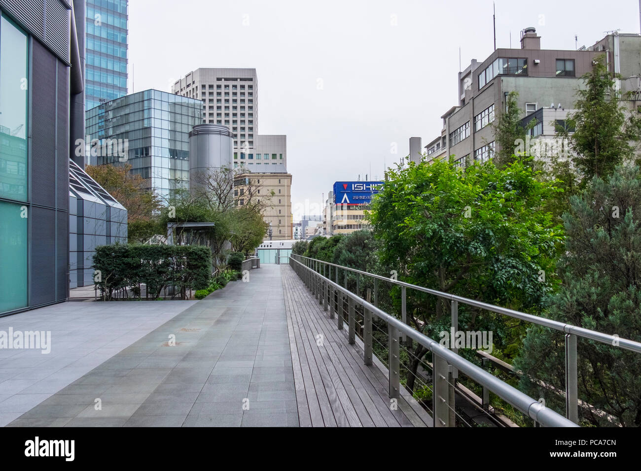 Tokyo high rise apartment hi-res stock photography and images - Alamy