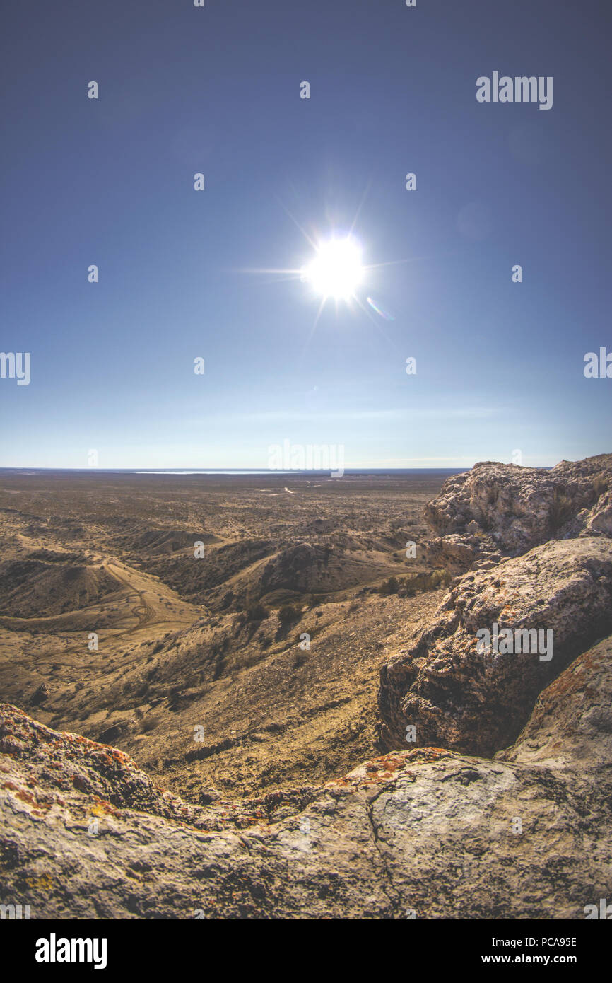 Desert landscaping hi-res stock photography and images - Alamy