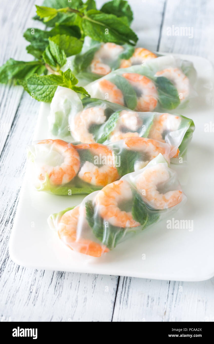 Shrimp rice paper rolls Stock Photo - Alamy
