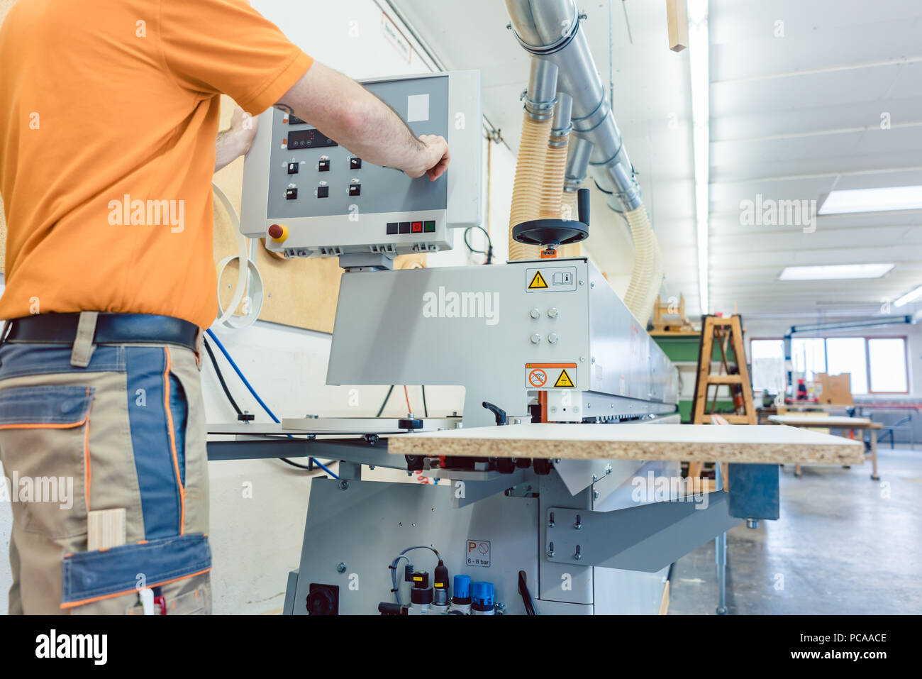 Button maker hi-res stock photography and images - Alamy