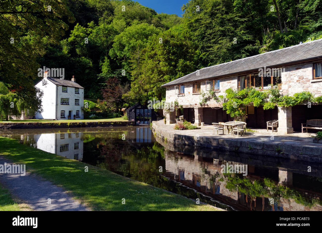 Llanfoist hi-res stock photography and images - Alamy