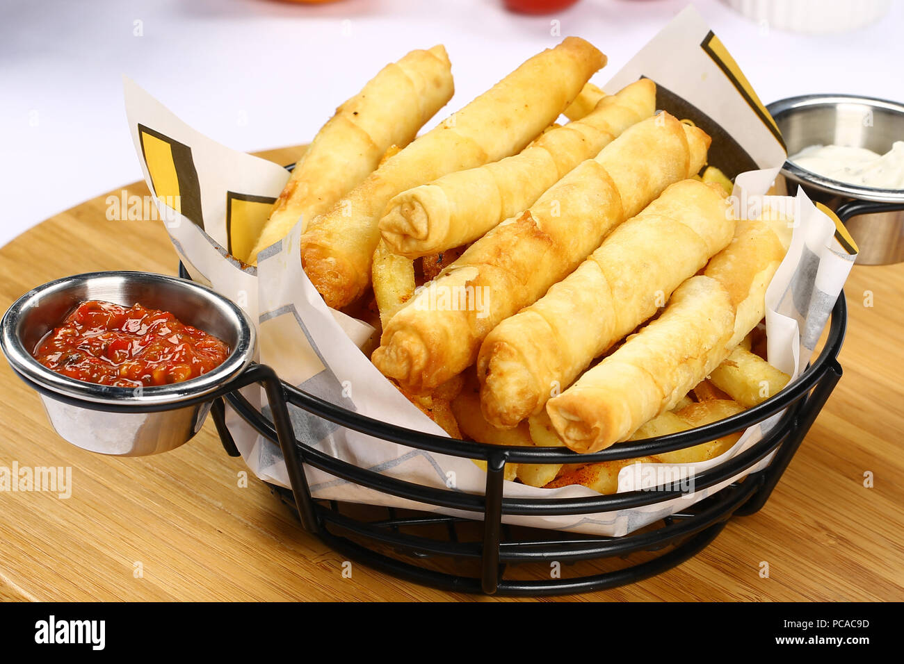 Deep Fried Turkish Cigar Shaped Rolls - Sigara Boregi Stock Photo - Alamy