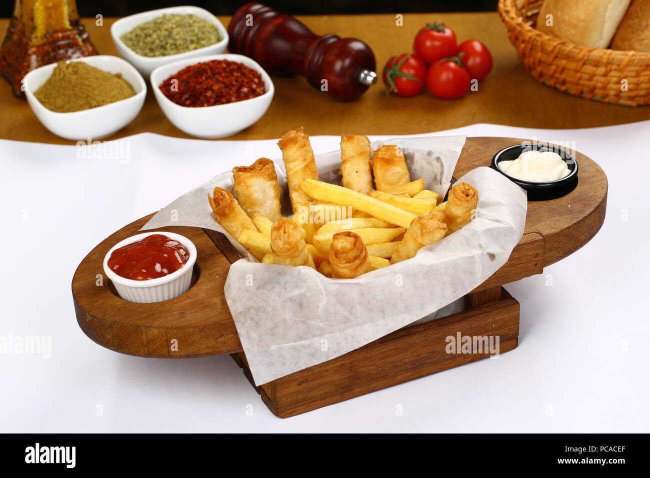 Deep Fried Turkish Cigar Shaped Rolls - Sigara Boregi Stock Photo - Alamy