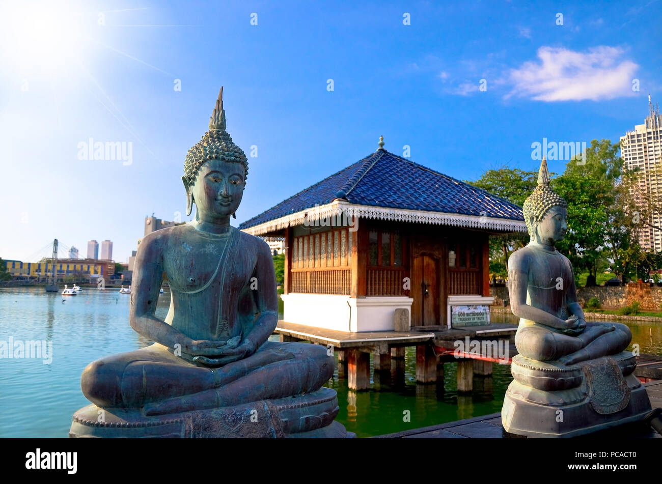 Colombo colonial buildings sri lanka hi-res stock photography and ...